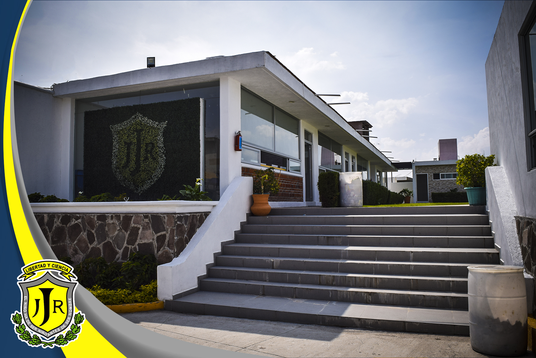 Colegio Juan Jacobo Rousseau – Preescolar, Primaria y Secundaria